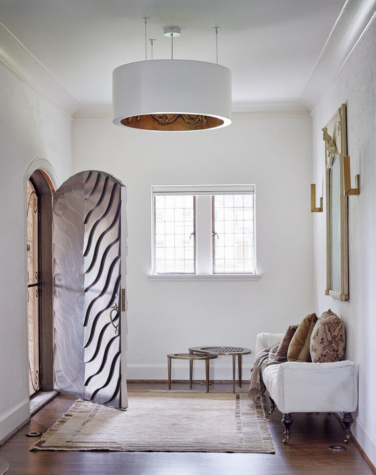 Zook on Oak - Michael Abraham